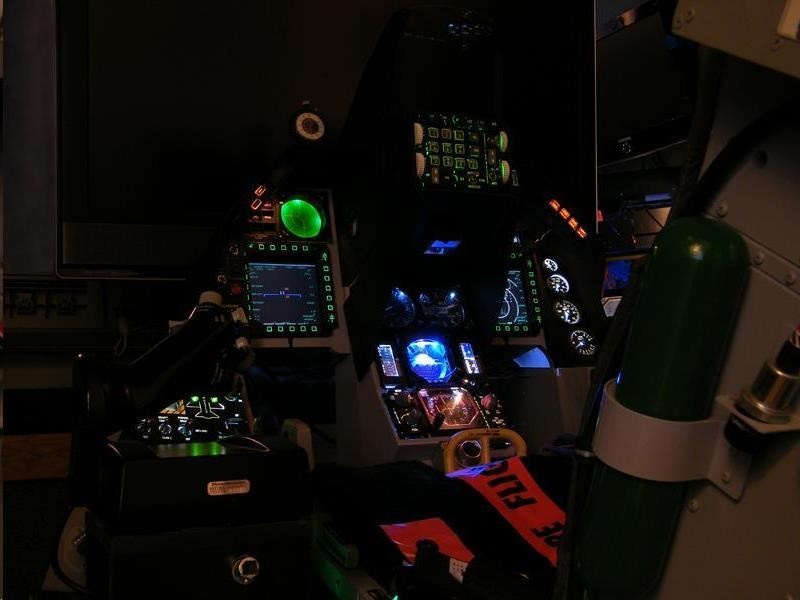 Thrustmaster navigační panely MFD Cougar Pack - replika US Air Force F ...